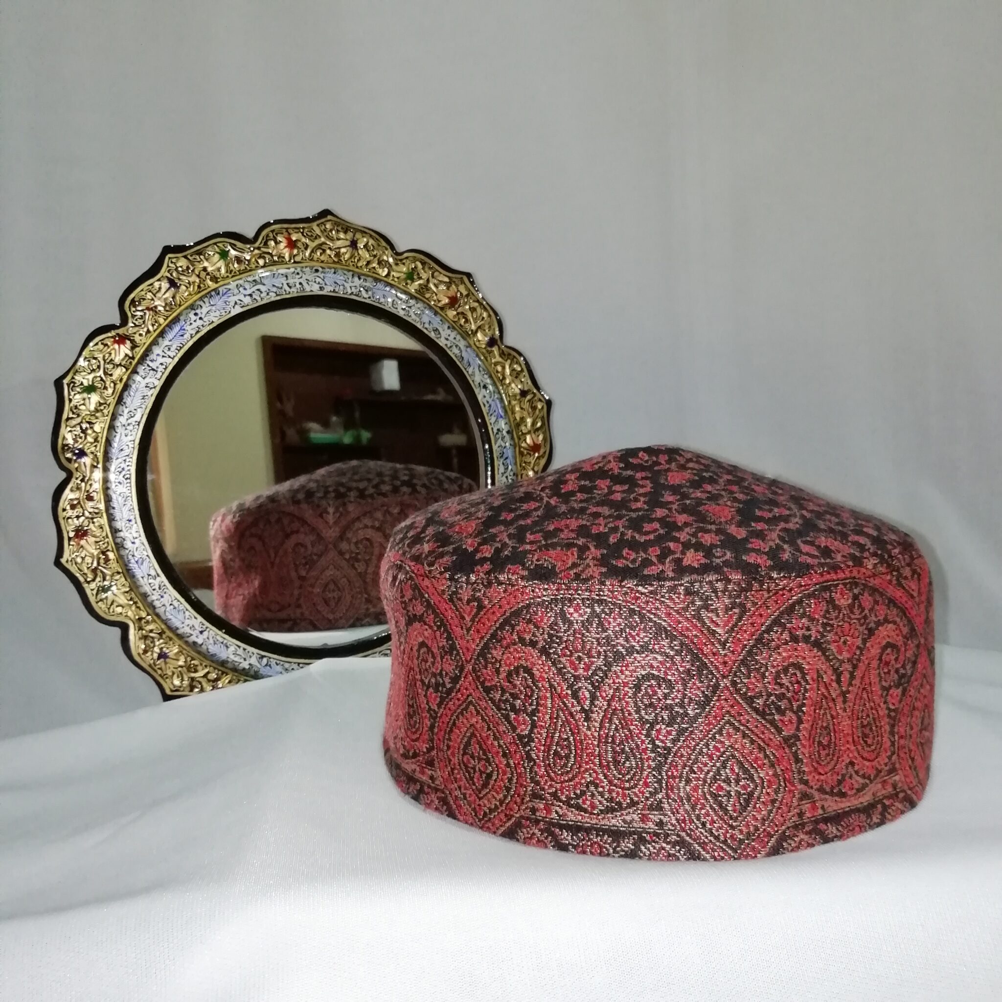 Black Special Badami Kashmiri Kani Cap - Gyawun