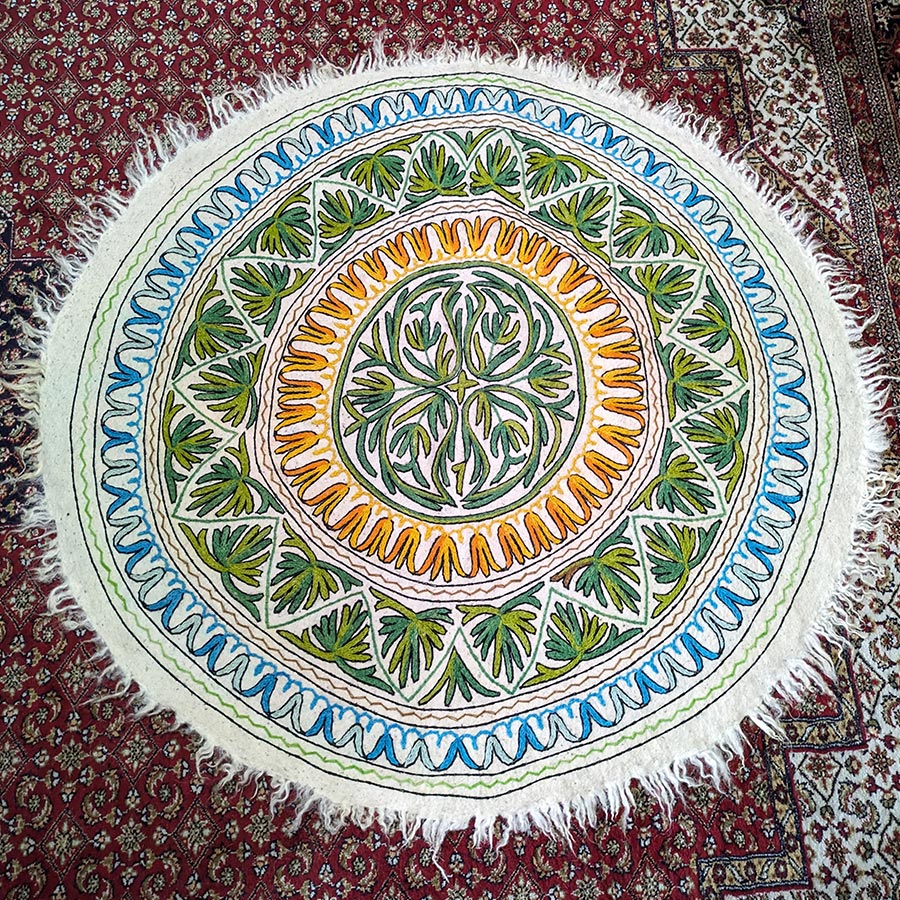 BulBul Bagh Handmade Aari Embroidered Wool Namda 5FT - Gyawun