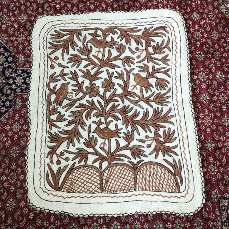 Buy Kashmiri Namdas Online - Gyawun