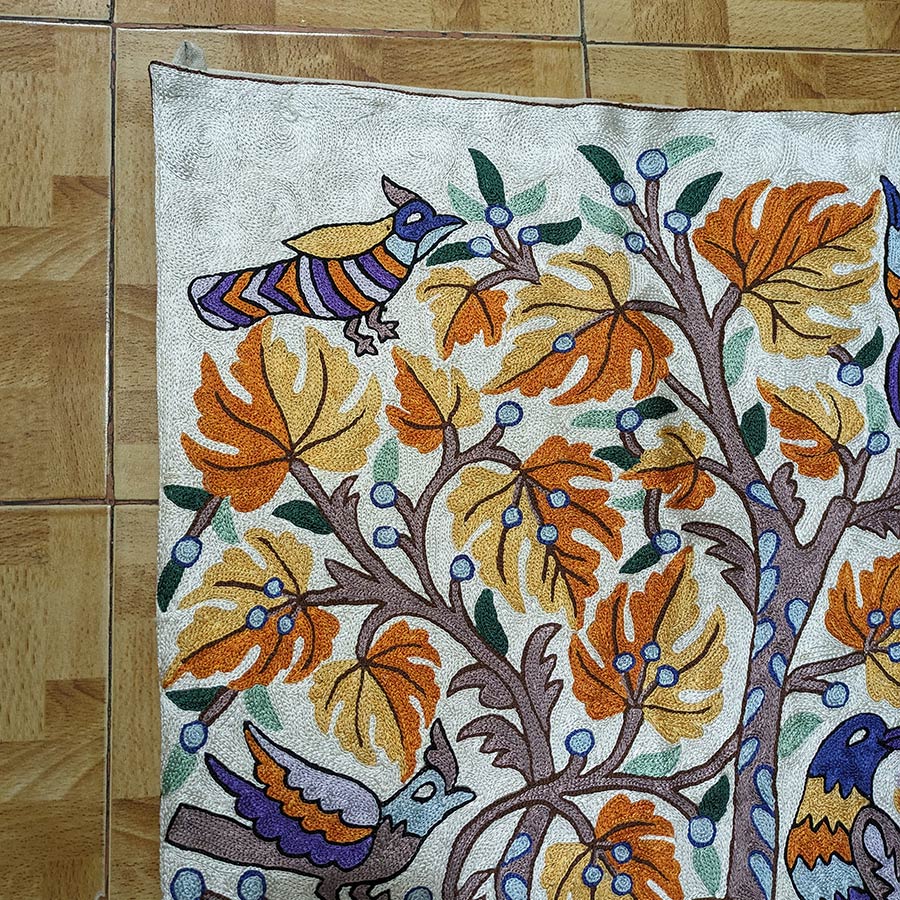 Chinar Kashmiri Handmade Chainstitch Wall Hanging - Gyawun
