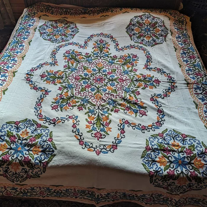 Bahara Kashmiri Double Bed Cover With Hand Crewel Embroidery - Gyawun