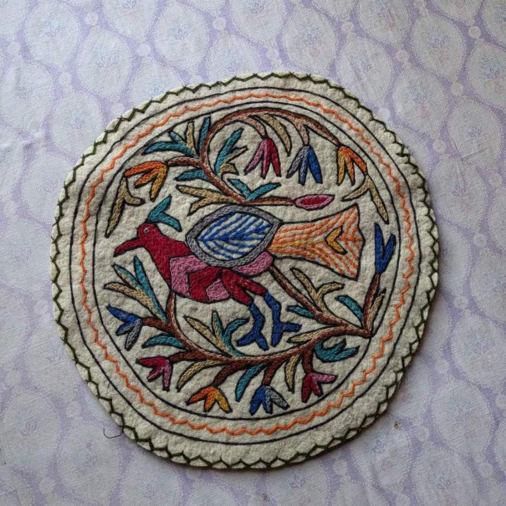 Buy Kashmiri Namdas Online - Gyawun